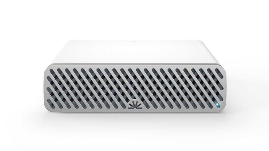 Xilica より新製品 インテリジェントオーディオプロセッサー『RoomHub』とタッチスクリーンコントローラー『RoomPro X10』が発表されました。 | ビーテック株式会社